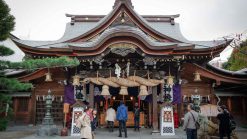 DU HÀNH FUKUOKA, GHÉ THĂM ĐỀN THẦN KUSHIDA-JINJA. | Trung tâm tiếng ...